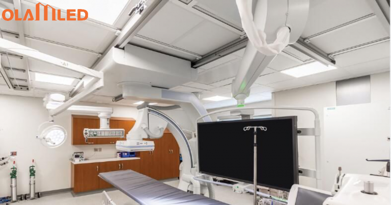 Benefits of dimmable LED cleanroom troffer lighting